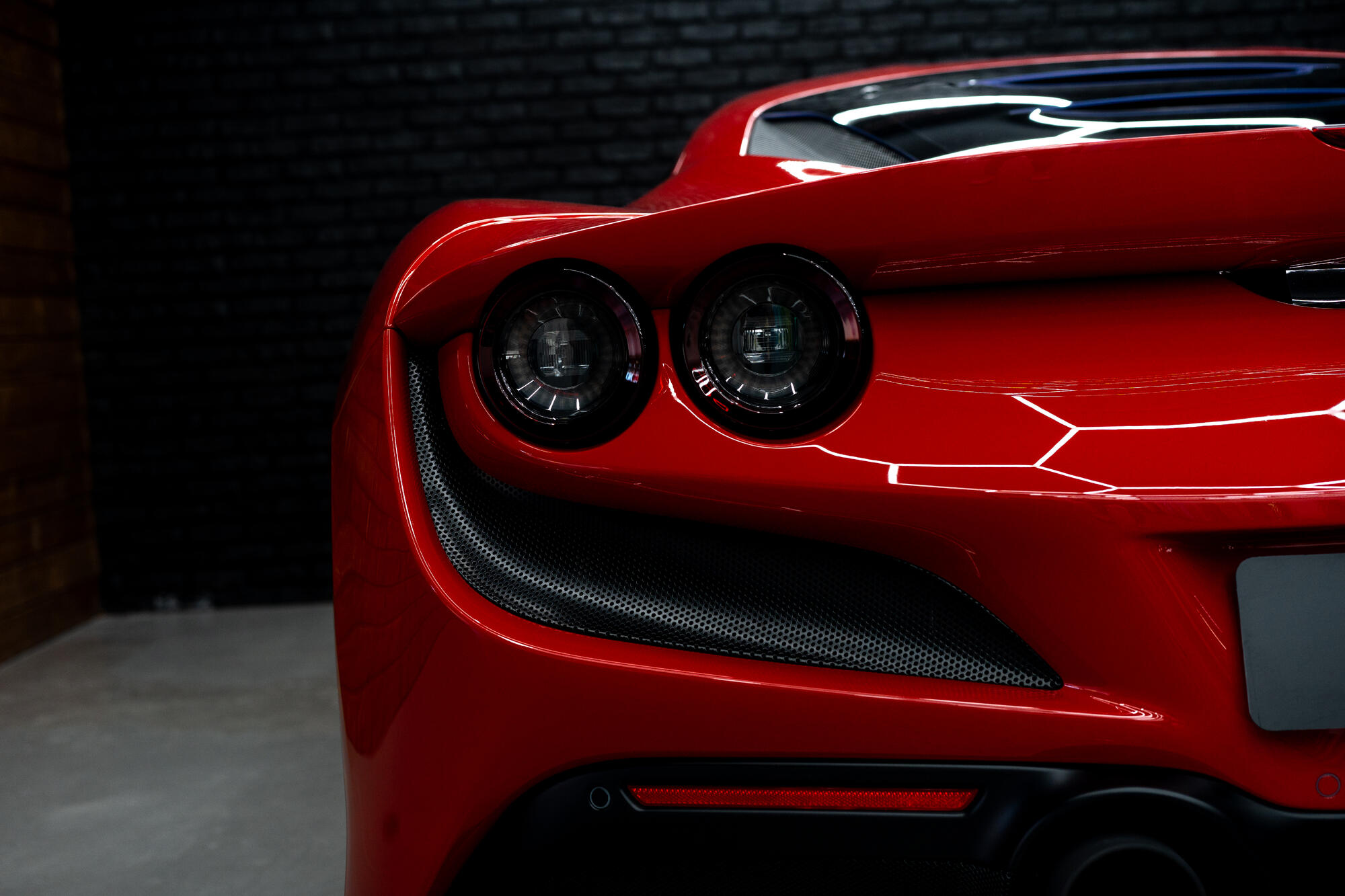 BLACKLIGHT - BODYFENCE